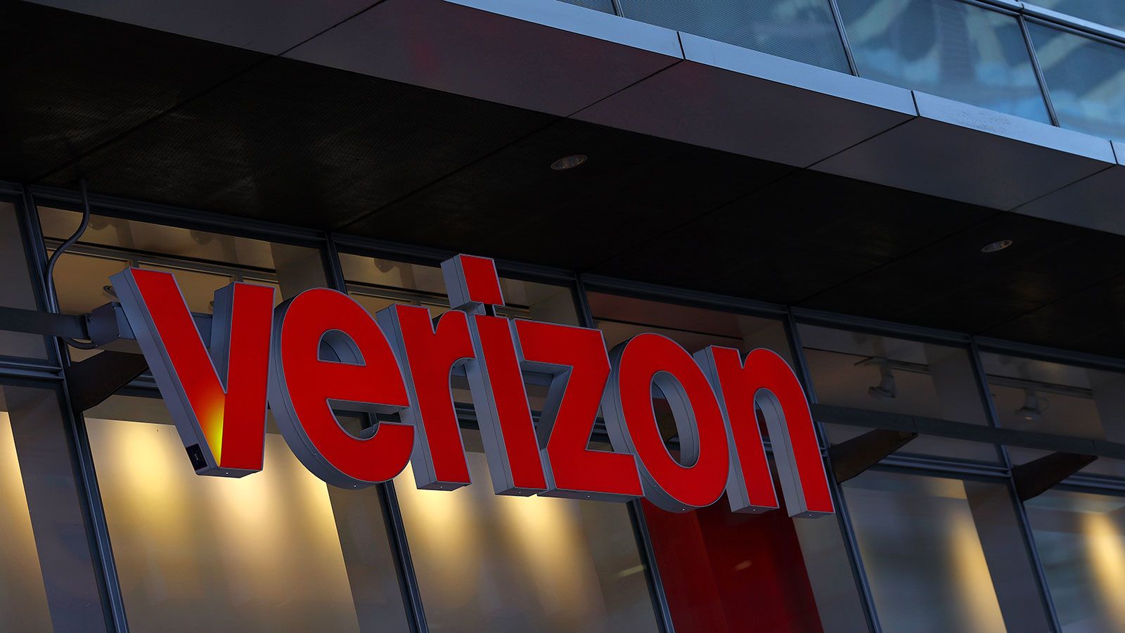 Verizon Issues $20 Credits Following Major Network Outage